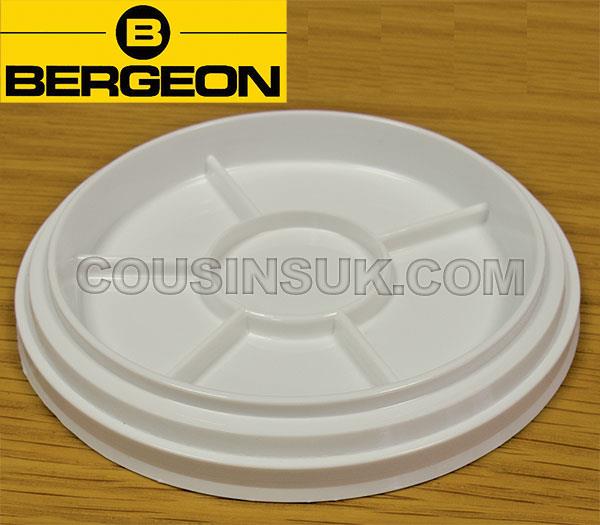 Dust Cover on Divider Tray